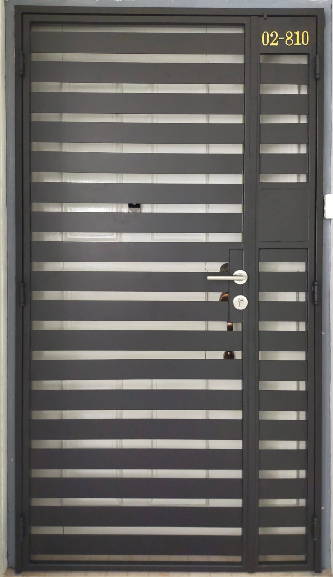 Metal Gate - SH042 Industrial Ladder-Styled Grille