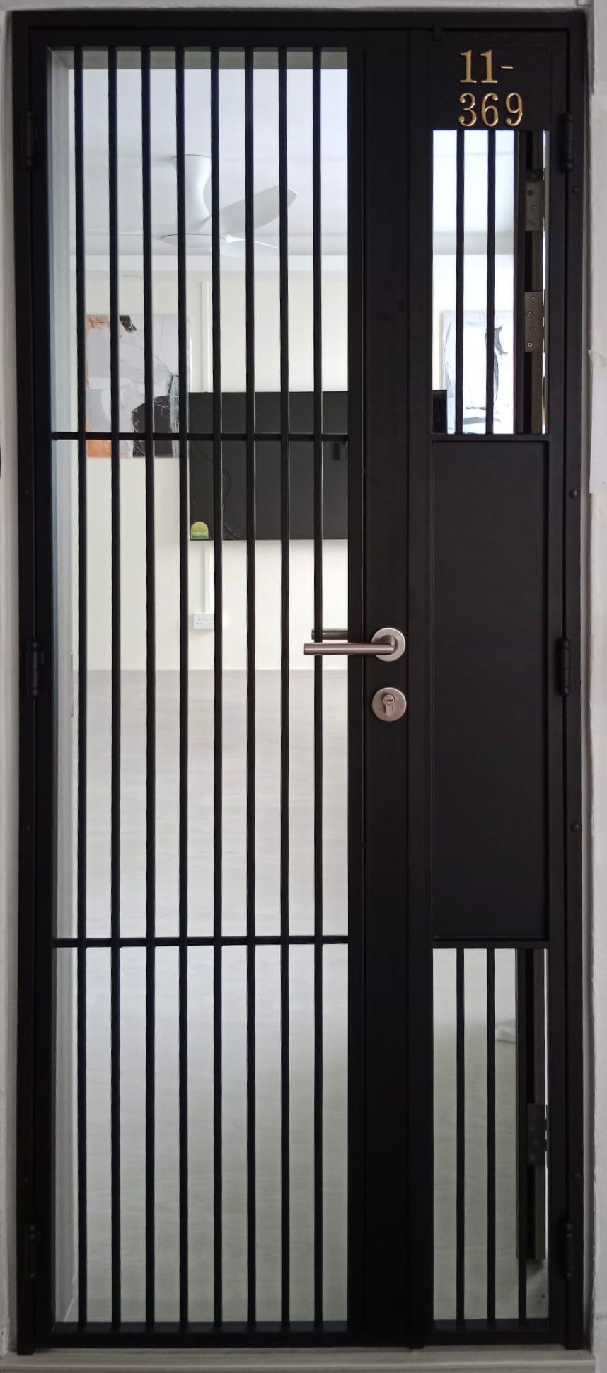 Metal Gate - SH042 Industrial Ladder-Styled Grille