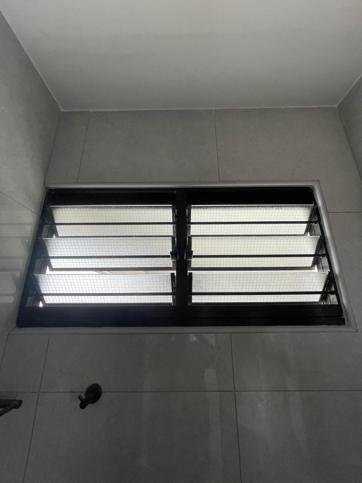 Renovation Ideas - HDB/ BTO Toilet Windows - Metal and Aluminium ...