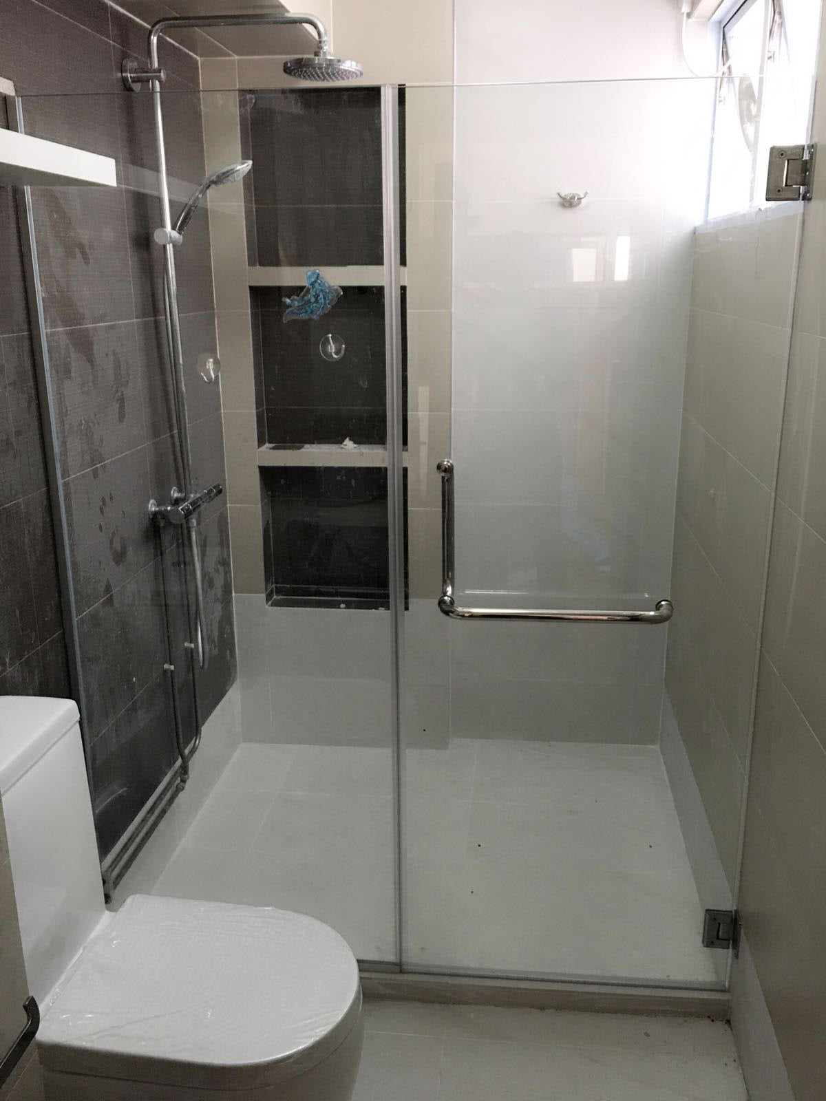 Shower Screen Fixed with Swing Panel - SS003